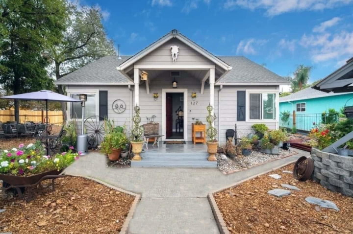 Rustic Elegance - Roseville, CA