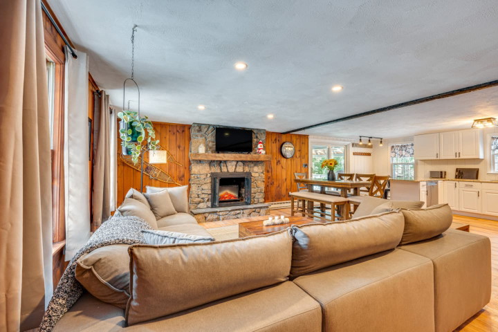 Hot Tub Retreat Near Saco River With Fire Pit! - North Conway, NH