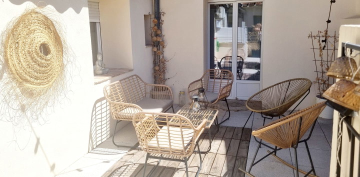 Spacieux Appartement Centre Ville Avec Terrasse - Alès