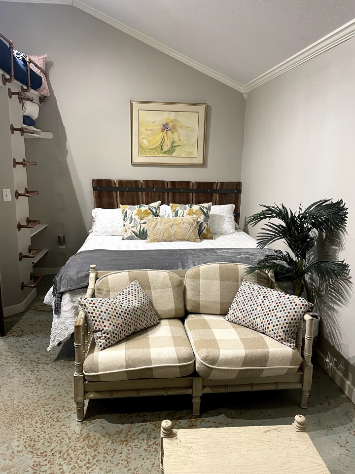 Stunning Studio-style Apartment - Ardmore, OK
