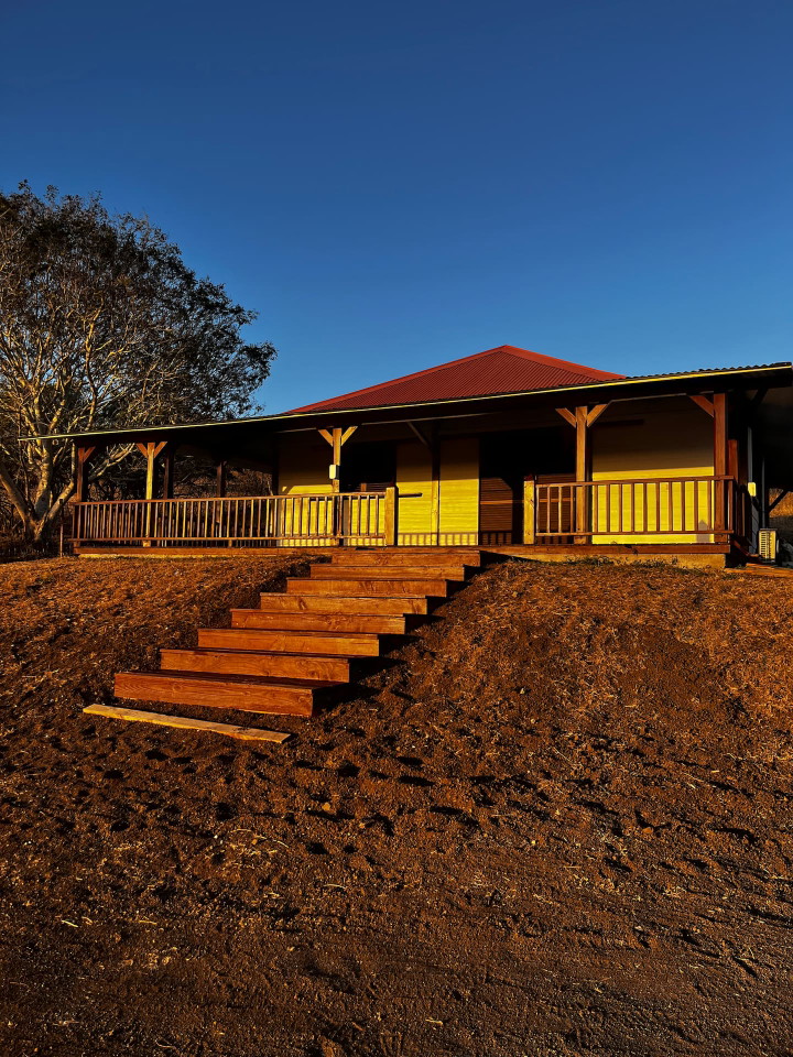 Karikaté's Colonial House - Sea Access! - New Caledonia