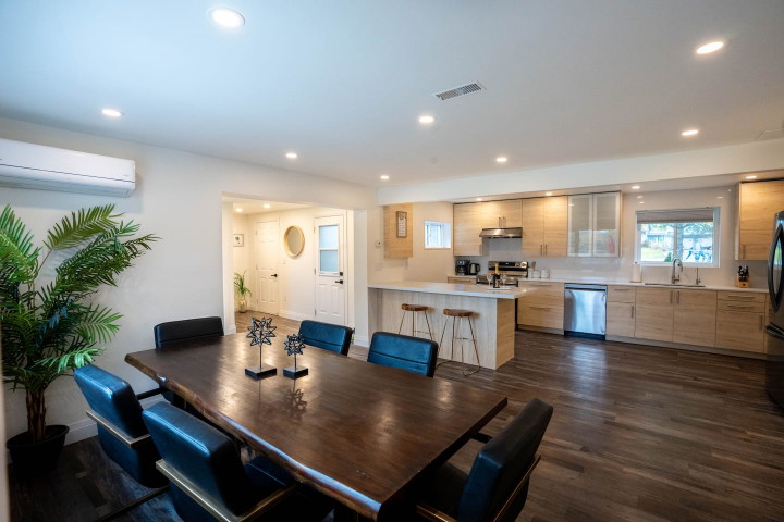 Luxury Family Cottage - Napanee