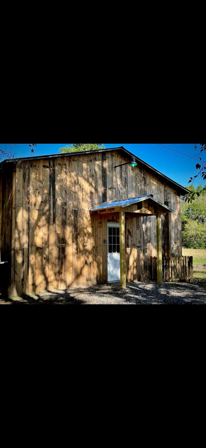 Little Piece Of Heaven - Mena, AR