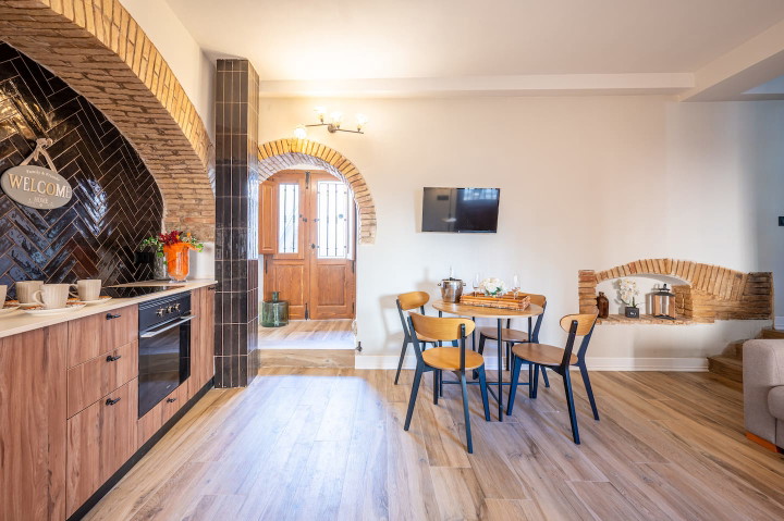 Golden Escape Spa : Votre Refuge Près De Barcelone - Badalona