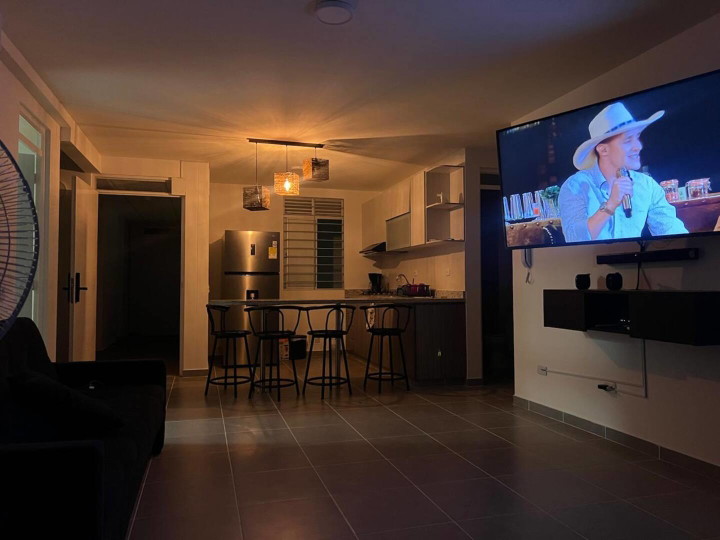Aqualina Orange 11 - Girardot