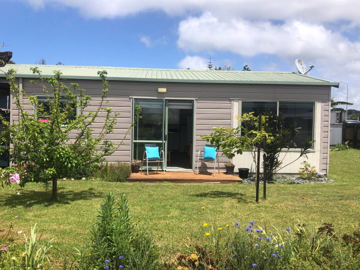 Sunny Cottage In Ruakaka - One Tree Point