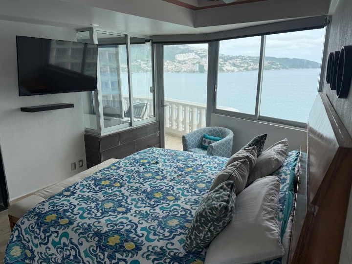 Beautiful Beachfront Apartment Heart Of Acapulco! - Acapulco