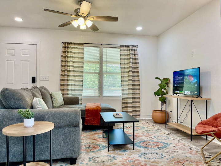 Comfy&chic 1br Apartment - Centrally Located! - San Antonio