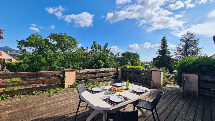 Alsace Gîte: Swimming Pool, Terrace, Family - 콜마르