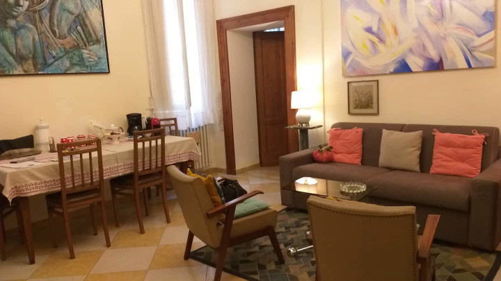 Casa Di Gabriella-decò,
1 Parcheggio Interno - Mantua
