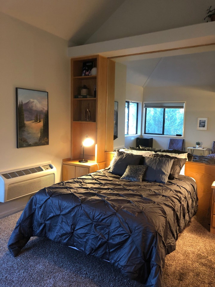 Suite Ejecutiva En Mount Bachelor Village: Ideal Para Una Pareja - Bend, OR