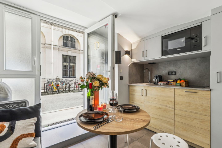 Lavie Maison - Basement Apt. In Front Of Palais Royal - Paris