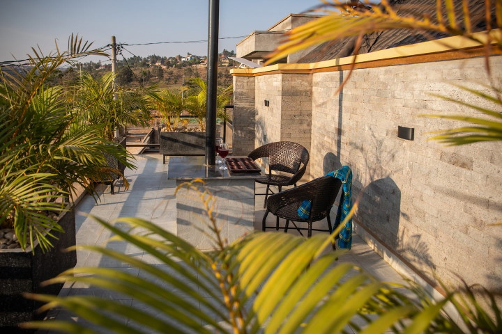 Sunset Sanctuary | Valley Vista & Village Vibe - Rwanda