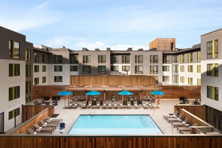 *Close To Cu Boulder + Free Breakfast. Pool. Gym. - Boulder, CO