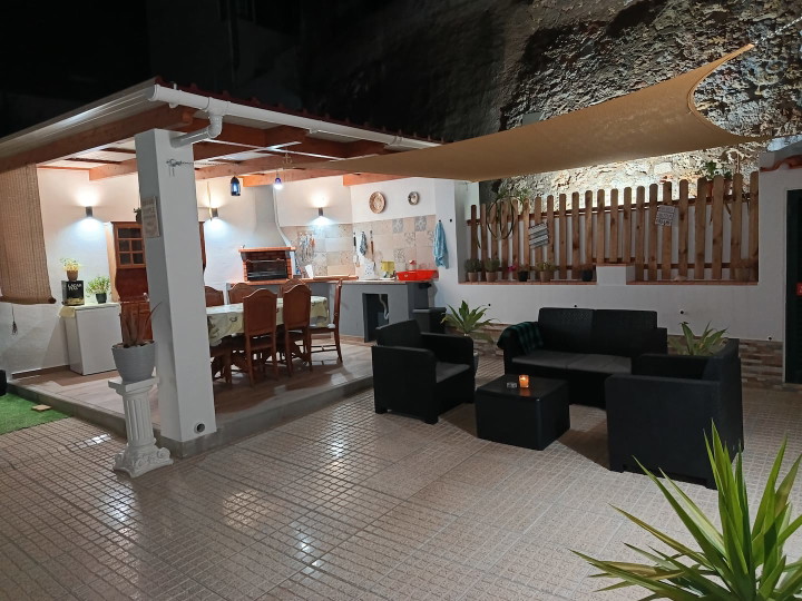 Casa Linda | Algarve Praia Quintal E Bbq - Praia da Rocha