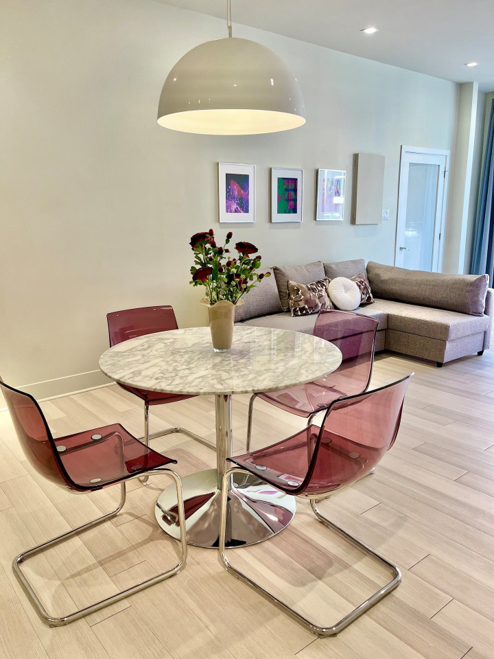 Le Hart Violet · Purple Retro Charm, Sleeps 4 - Trois-Rivières