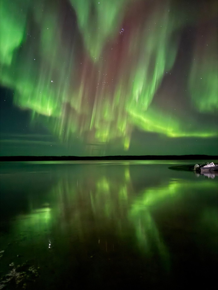 Aurora Views From 2 Br Apartment By Lake! - Yellowknife