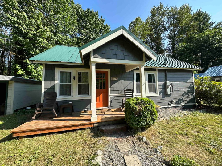 Cozy Skykomish Getaway - Skykomish, WA