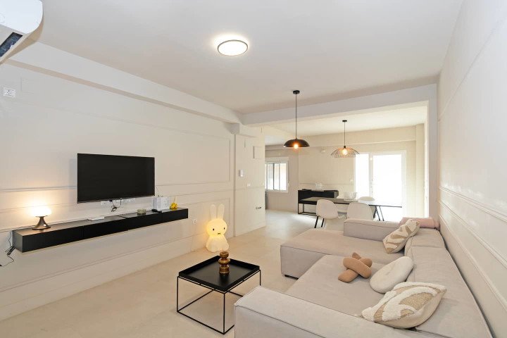 3 Bedroom Apartment Nazaret - Valencia