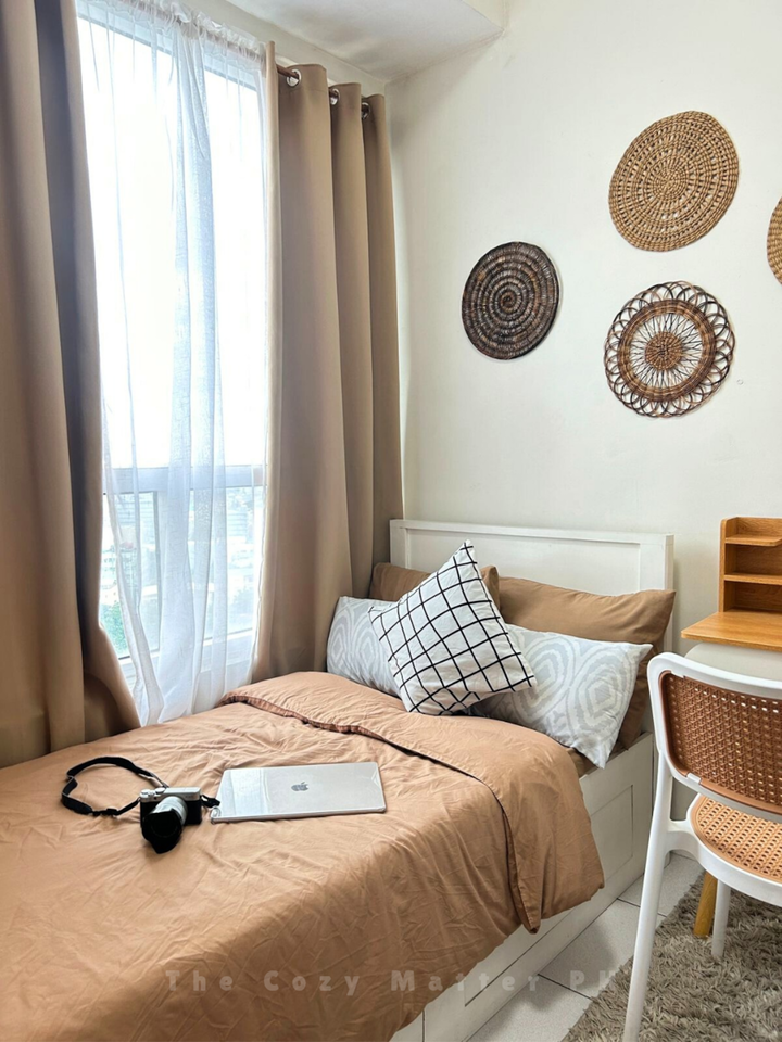 1br W/ City View | Unli Wifi & Movies + Accessible - Quezon City