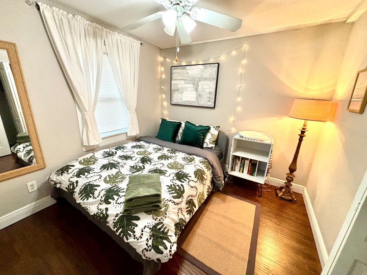 Heart Of Orlando! Cozy Home Near Baldwin Park - Orlando, FL