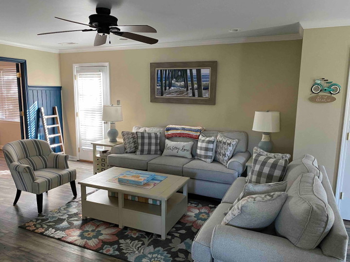 Turleview - Central Ei - Beach Front Parking - Emerald Isle, NC