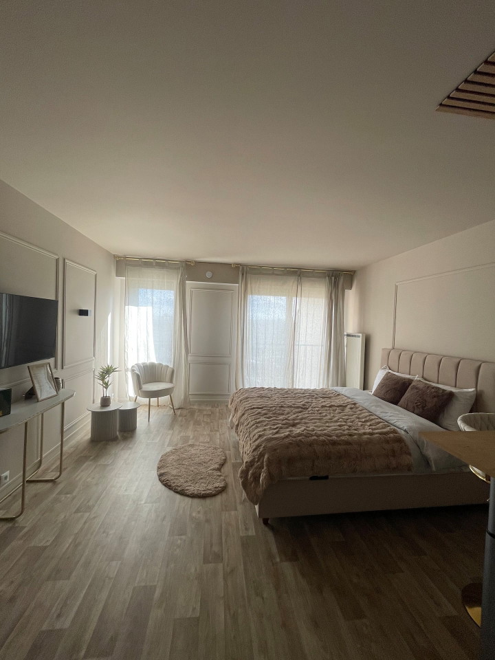 Studio Aura 2 Min Rer B  Accès Direct Cdg & Paris - Brochant - Paris