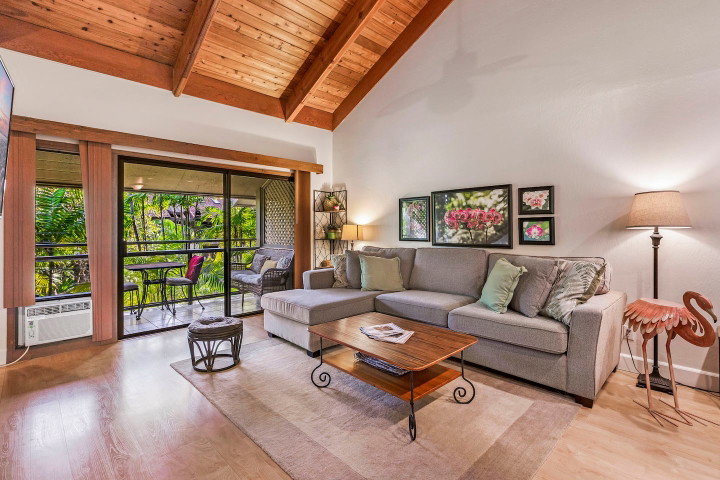 Tropical Gardens; Pool & Hot Tub; Walk To Beach! - Maui, HI