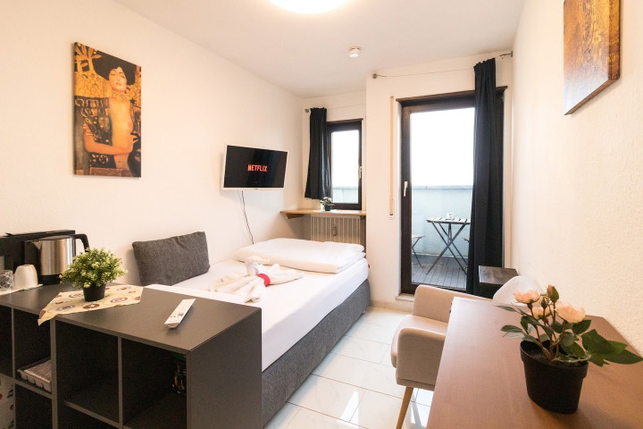 Minimalist In The Most Central Location Of The City - Mannheim