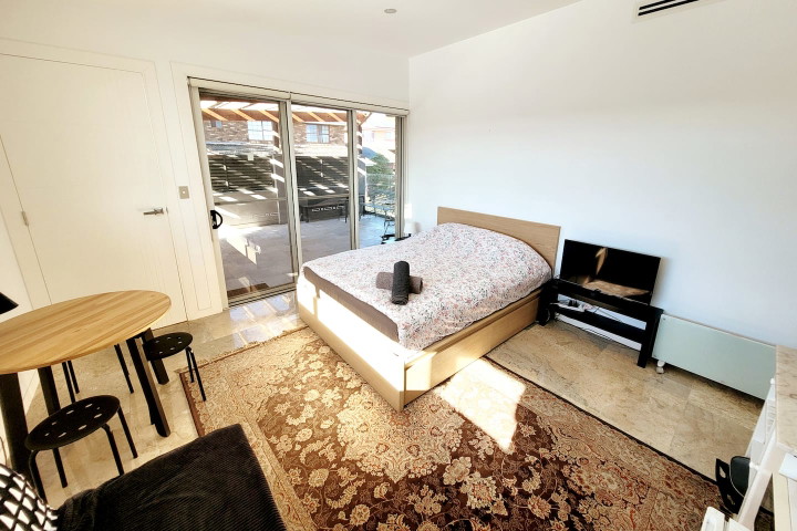 Tranquil Studio Flat. Bella Vista - Parramatta