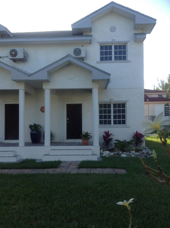 2br Nassau East Retreat W/ Pool Walk To Beach - Nassau