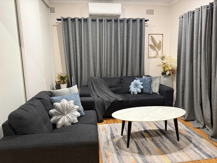 Modern 4br Home W/ Parking+wi-fi - Walk To Uow - Wollongong