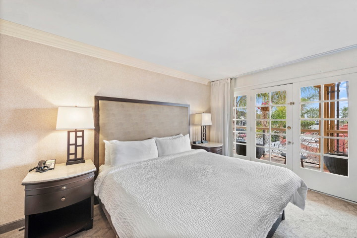 Swim, Surf, Relax Close To Everything In Lagauna B - Laguna Beach, CA
