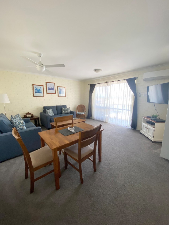 1 Bedroom Executive Ocean View Apartment - Nambucca Heads