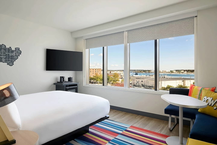 Romantic Getaway Near Scenic Waterfront Views! - Portland, ME