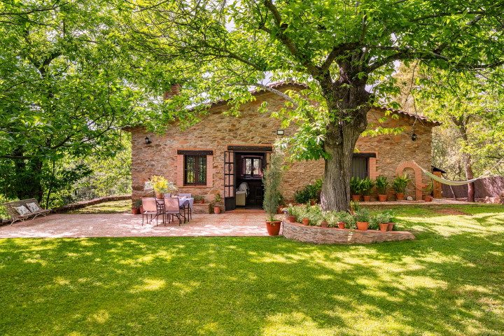 Comfortable Restored Stone House - España