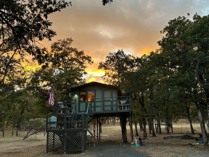 Treehouse At Rancho De La Paz - Oregon