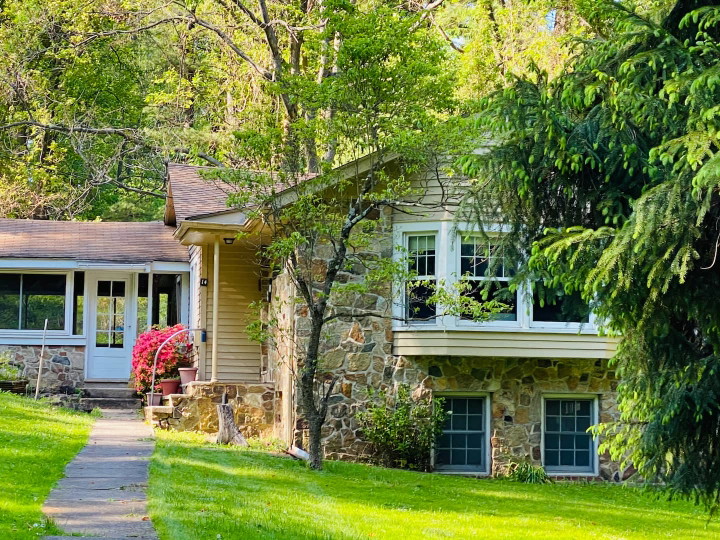 Secluded Private Retreat Entire House And Woodland - Bloomsbury, NJ