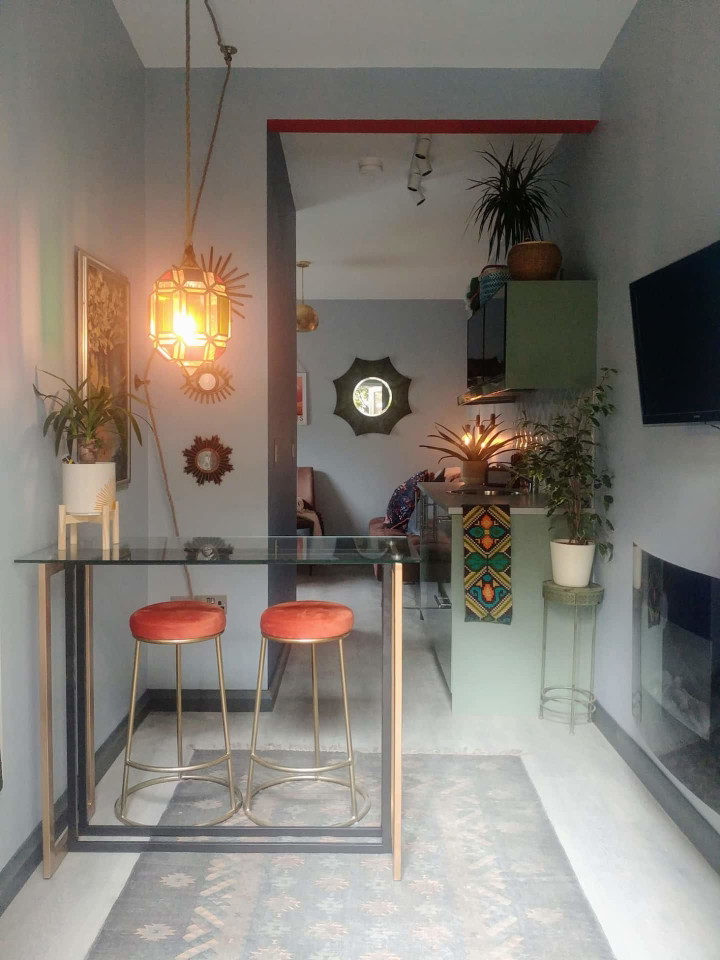 Self-contained Studio Off Popular Ormeau Road - Northern Ireland