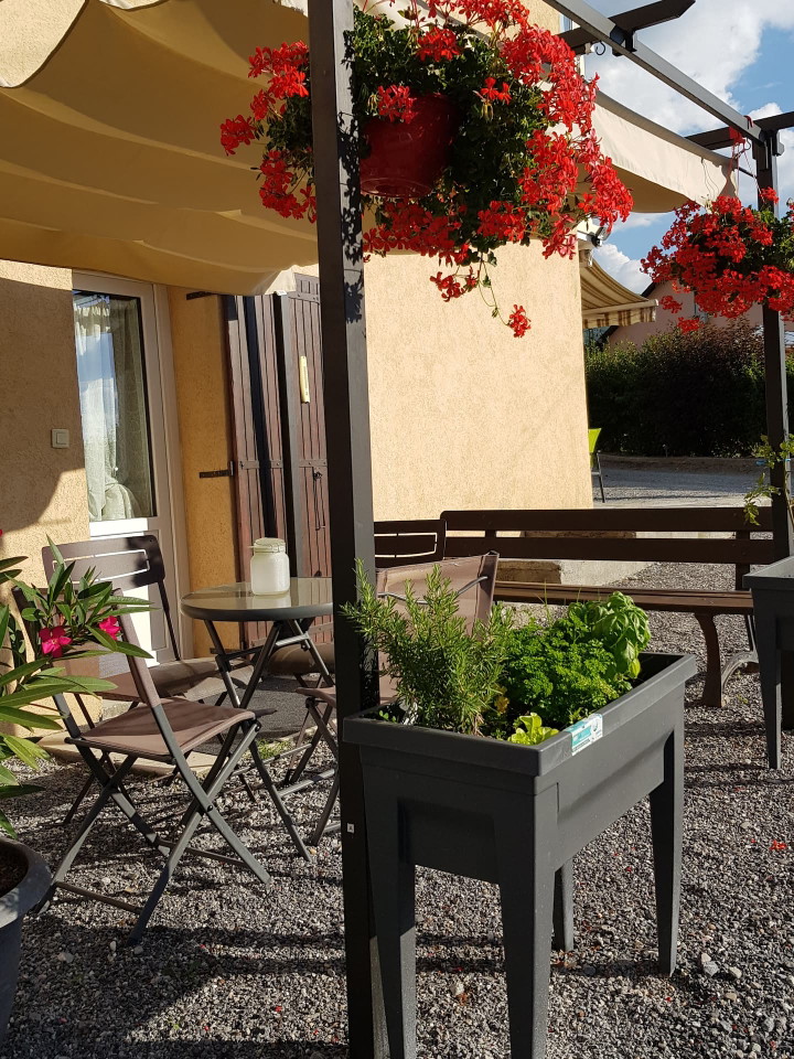 Logement Dans Villa  Avec  Terrasse Et Parking - Les Orres