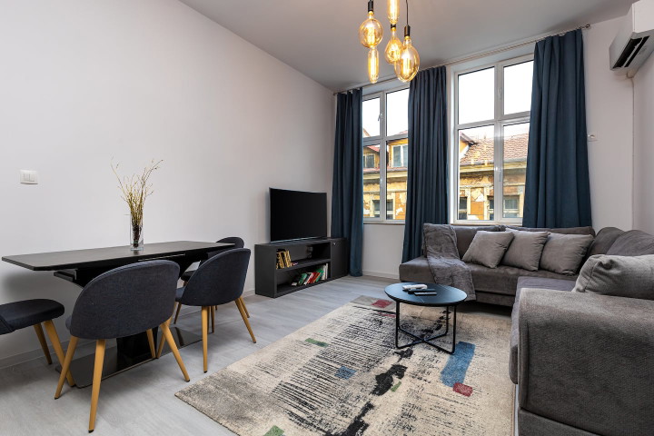 'Kapana Beat' 2-bedroom Apt. Top Center - Plovdiv