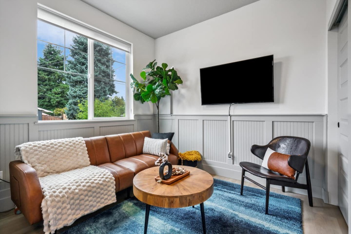 The Azure | Modern Home | Heart Of Portland - Portland, OR