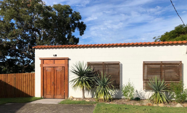 Alicante | 3 Bedroom, 1 Bathroom, Sleeps 6 - Moreton Island