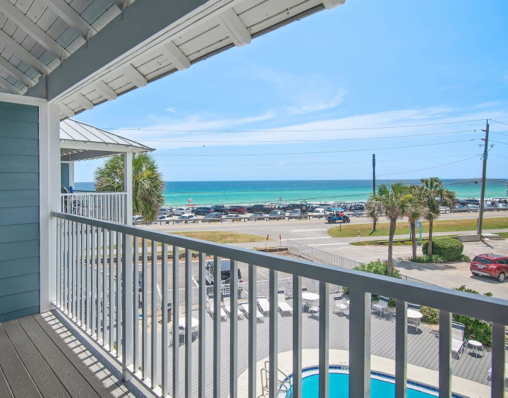 Oceanfront Condo With An Amazing View! - Miramar Beach, FL