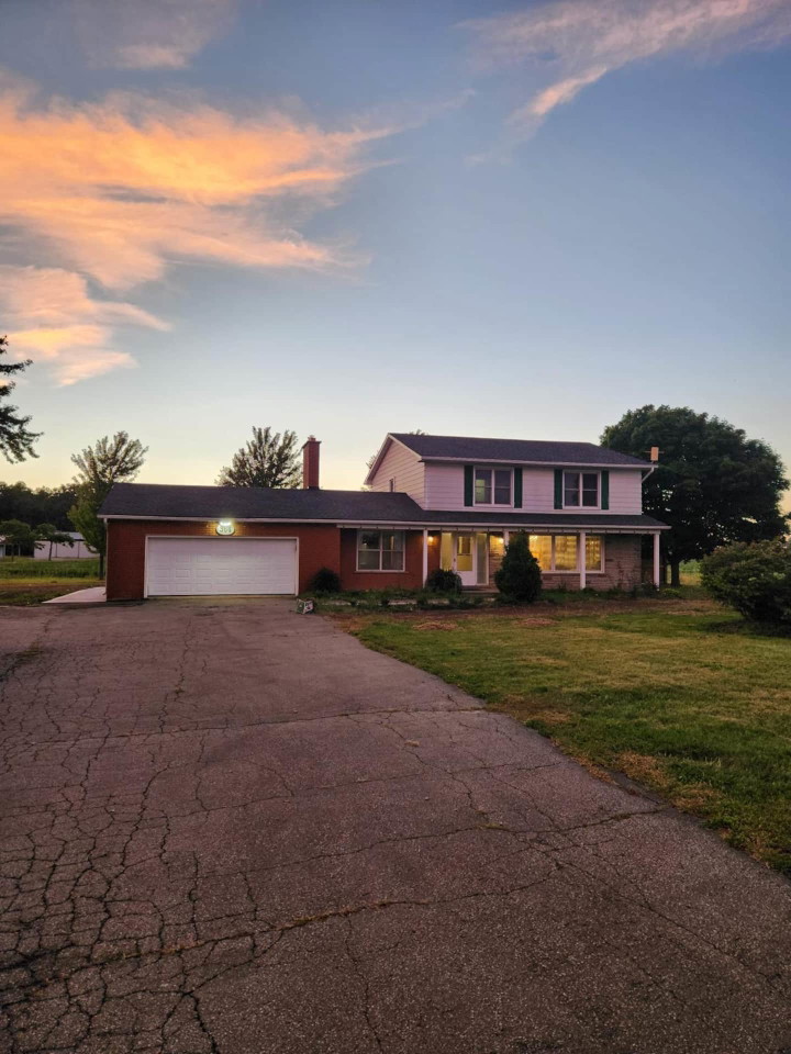 Cozy Woolverton Farmhouse - Grimsby