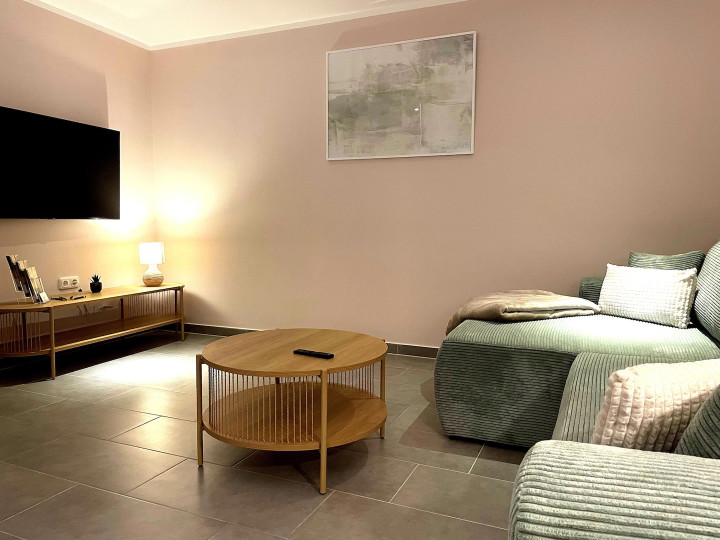 Lightplace - Boxspring - Stellplatz - Netflix - Wolfsburg