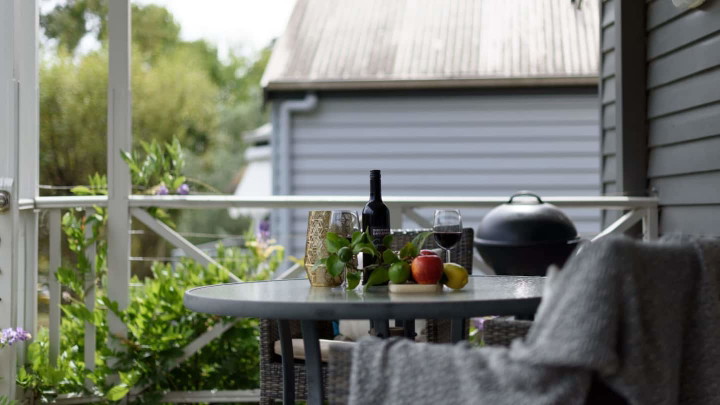 Lakeside Suite 2 + Lakeside Retreat + Spa Bath - Daylesford