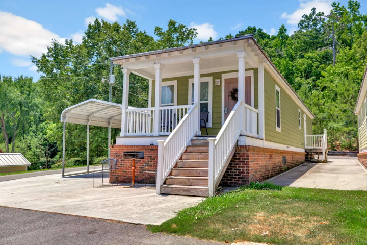 *Cottage #3 @ Fisherman's Landing (Boat Shelter)* - Alabama