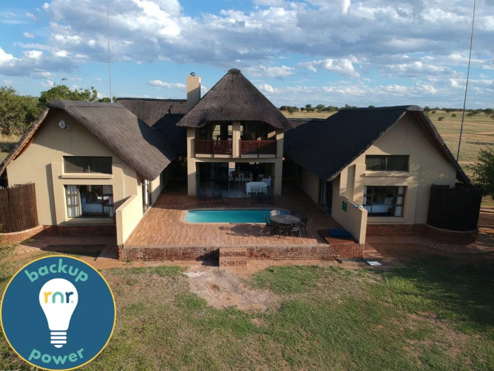 Moshate Lodge Zebula 4 Bedroom Holiday Home - Bela-Bela