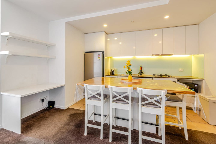 Relax In Comfort Apartment With Stunning Views - Melbourne